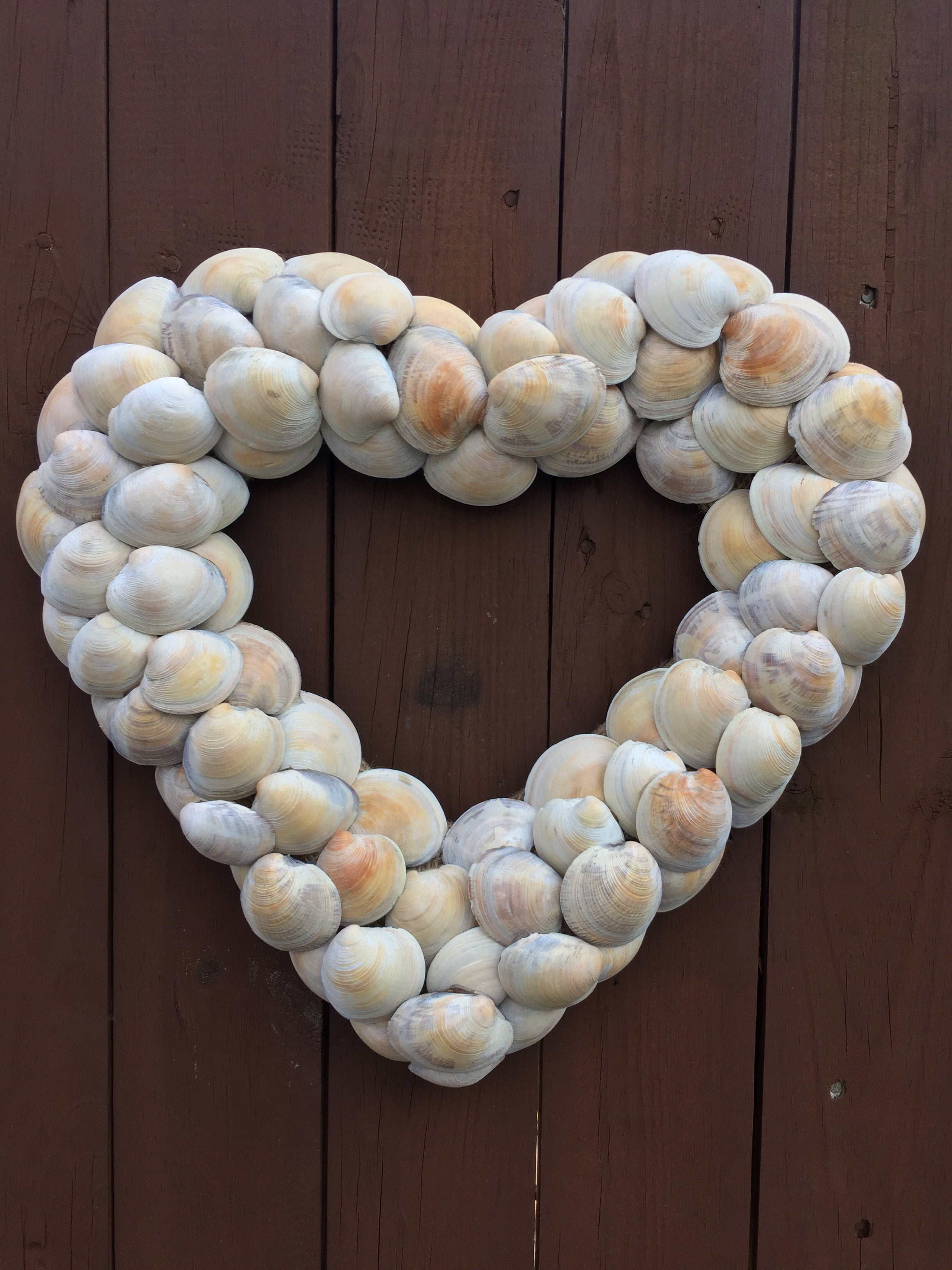 Clam Shell Heart Wreath | Valentine's Day Decor | Coastal Decor ...